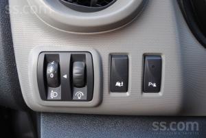 Grey Renault Trafic 2015 in Riga, with an engine capacity of 1.60 L and mileage of 202 thousand km for 11990 €, photo 17 on AUTOMOTO.COM.LV