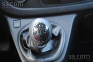 Grey Renault Trafic 2015 in Riga, with an engine capacity of 1.60 L and mileage of 202 thousand km for 11990 €, photo 24 on AUTOMOTO.COM.LV