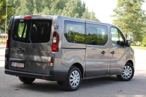Pelēks Renault Trafic 2015 Rīga, ar dzinēja tilpumu 1.60 L un nobraukumu 202 tūkst. km par 11990 €, foto 3 vietnē AUTOMOTO.COM.LV