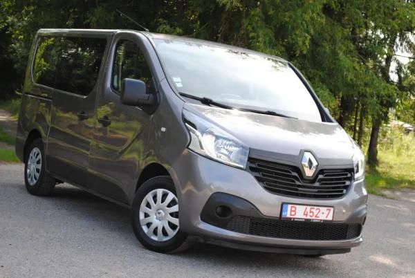 Pelēks Renault Trafic 2015 Rīga, ar dzinēja tilpumu 1.60 L un nobraukumu 202 tūkst. km par 11990 €, foto 4 vietnē AUTOMOTO.COM.LV