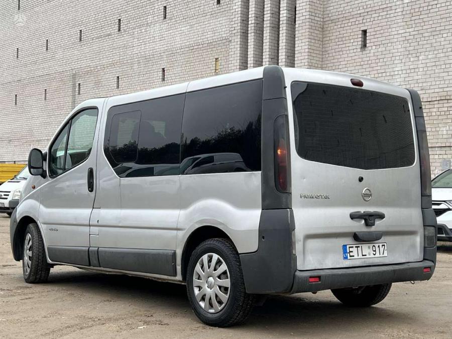 Pelēks Renault Trafic 2002 Viļņa, ar dzinēja tilpumu 2.50 L un nobraukumu 480 tūkst. km par 2200 €, foto 3 vietnē AUTOMOTO.COM.LV
