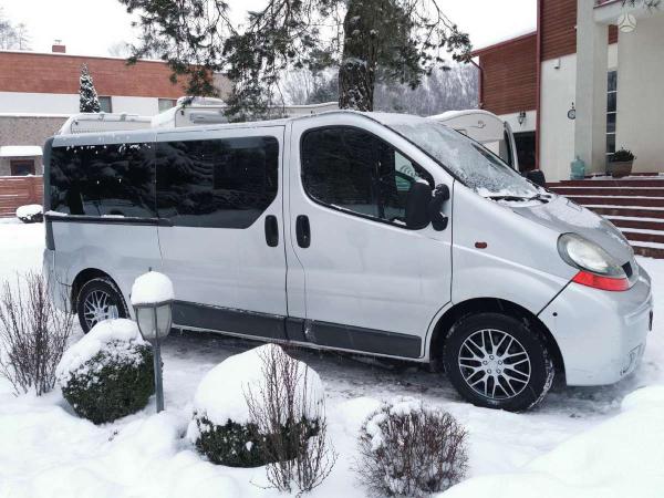 Pelēks Renault Trafic 2003 Šauļi, ar dzinēja tilpumu 1.90 L un nobraukumu 349 tūkst. km par 3499 €, foto 4 vietnē AUTOMOTO.COM.LV