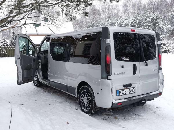Pelēks Renault Trafic 2003 Šauļi, ar dzinēja tilpumu 1.90 L un nobraukumu 349 tūkst. km par 3499 €, foto 8 vietnē AUTOMOTO.COM.LV