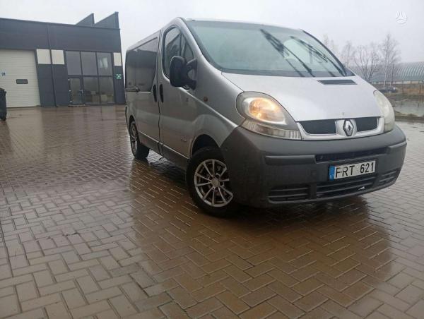 Pelēks Renault Trafic 2004 Panevēža, ar dzinēja tilpumu 1.90 L un nobraukumu 420 tūkst. km par 1999 €, foto 5 vietnē AUTOMOTO.COM.LV