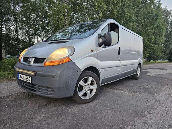 Grey Renault Trafic 2006 in Kupiskis, with an engine capacity of 1.90 L and mileage of 395 thousand km for 3300 €, photo 1 on AUTOMOTO.COM.LV