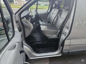 Grey Renault Trafic 2006 in Kupiskis, with an engine capacity of 1.90 L and mileage of 395 thousand km for 3300 €, photo 10 on AUTOMOTO.COM.LV