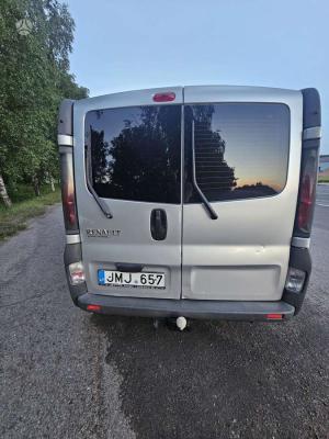 Grey Renault Trafic 2006 in Kupiskis, with an engine capacity of 1.90 L and mileage of 395 thousand km for 3300 €, photo 16 on AUTOMOTO.COM.LV