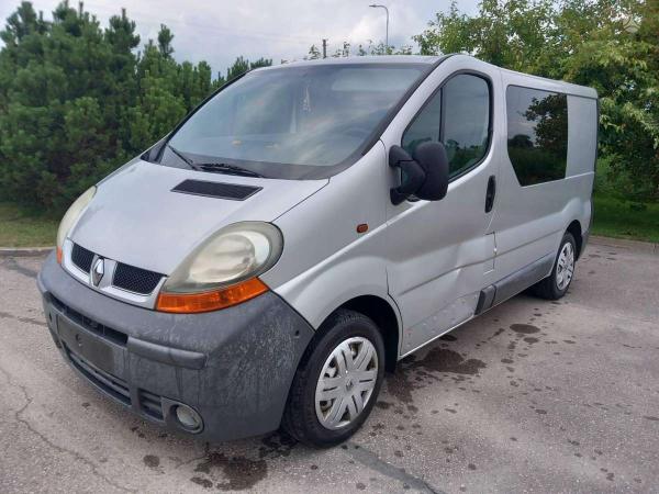 Pelēks Renault Trafic 2006 Ukmergė, ar dzinēja tilpumu 1.90 L un nobraukumu 200 tūkst. km par 2500 €, foto 1 vietnē AUTOMOTO.COM.LV