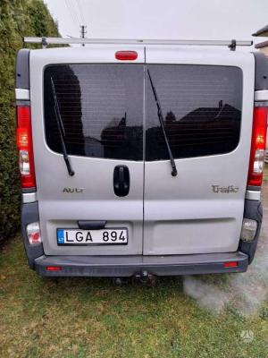 Pelēks Renault Trafic 2007 Vilkaviškis, ar dzinēja tilpumu 2.00 L un nobraukumu 258 tūkst. km par 3000 €, foto 4 vietnē AUTOMOTO.COM.LV