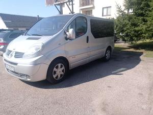 Grey Renault Trafic 2007 in Druskininkai, with an engine capacity of 2.00 L and mileage of 298 thousand km for 4850 €, photo 3 on AUTOMOTO.COM.LV