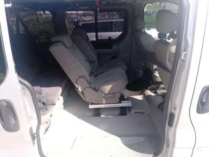 Grey Renault Trafic 2007 in Druskininkai, with an engine capacity of 2.00 L and mileage of 298 thousand km for 4850 €, photo 8 on AUTOMOTO.COM.LV
