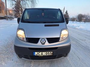 Pelēks Renault Trafic 2008 Kelmė, ar dzinēja tilpumu 2.00 L un nobraukumu 375 tūkst. km par 5300 €, foto  vietnē AUTOMOTO.COM.LV