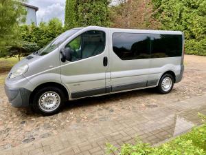 Grey Renault Trafic 2008 in Siauliai, with an engine capacity of 2.00 L and mileage of 350 thousand km for 4650 €, photo 4 on AUTOMOTO.COM.LV