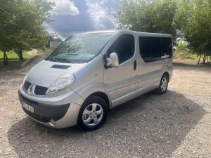 Grey Renault Trafic 2008 in Taurage, with an engine capacity of 2.46 L and mileage of 301 thousand km for 4650 €, photo  on AUTOMOTO.COM.LV