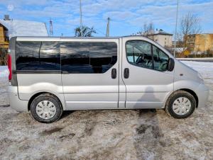 Grey Renault Trafic 2009 in Taurage, with an engine capacity of 2.00 L and mileage of 238 thousand km for 6990 €, photo 3 on AUTOMOTO.COM.LV
