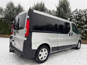 Grey Renault Trafic 2010 in Vilnius, with an engine capacity of 2.50 L and mileage of 300 thousand km for 8650 €, photo 11 on AUTOMOTO.COM.LV