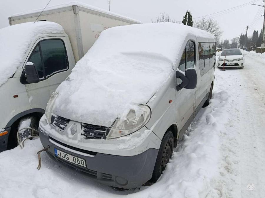Pelēks Renault Trafic 2010 Ukmergė, ar dzinēja tilpumu 2.00 L un nobraukumu 320 tūkst. km par 3100 €, foto 2 vietnē AUTOMOTO.COM.LV