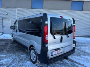 Pelēks Renault Trafic 2010 Viļņa, ar dzinēja tilpumu 2.50 L un nobraukumu 300 tūkst. km par 7999 €, foto 4 vietnē AUTOMOTO.COM.LV