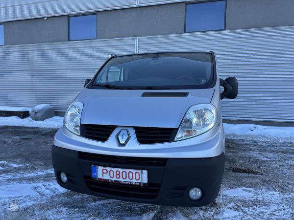 Grey Renault Trafic 2010 in Vilnius, with an engine capacity of 2.50 L and mileage of 300 thousand km for 7999 €, photo 7 on AUTOMOTO.COM.LV