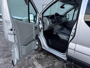 Pelēks Renault Trafic 2010 Viļņa, ar dzinēja tilpumu 2.50 L un nobraukumu 300 tūkst. km par 7999 €, foto 14 vietnē AUTOMOTO.COM.LV