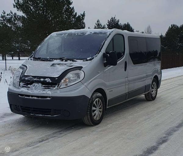 Pelēks Renault Trafic 2011 Viļņa, ar dzinēja tilpumu 0.00 L un nobraukumu 400 tūkst. km par 5700 €, foto 1 vietnē AUTOMOTO.COM.LV