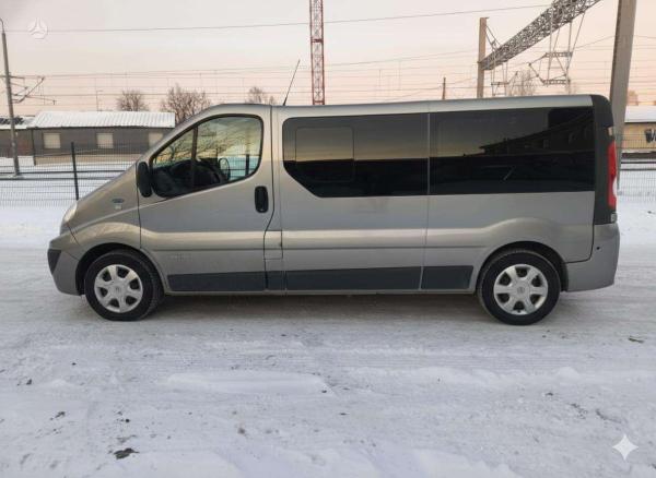 Pelēks Renault Trafic 2013 Šauļi, ar dzinēja tilpumu 2.00 L un nobraukumu 188 tūkst. km par 11850 €, foto 8 vietnē AUTOMOTO.COM.LV