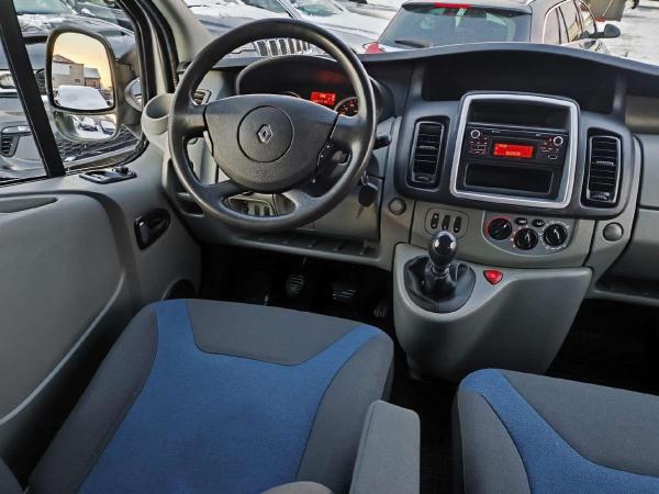 Pelēks Renault Trafic 2013 Šauļi, ar dzinēja tilpumu 2.00 L un nobraukumu 188 tūkst. km par 11850 €, foto 10 vietnē AUTOMOTO.COM.LV