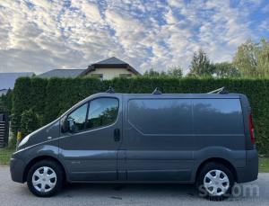 Pelēks Renault Trafic 2014 Bauska, ar dzinēja tilpumu 2.00 L un nobraukumu 0 tūkst. km par 6900 €, foto 7 vietnē AUTOMOTO.COM.LV
