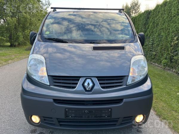 Pelēks Renault Trafic 2014 Bauska, ar dzinēja tilpumu 2.00 L un nobraukumu 0 tūkst. km par 6900 €, foto 9 vietnē AUTOMOTO.COM.LV
