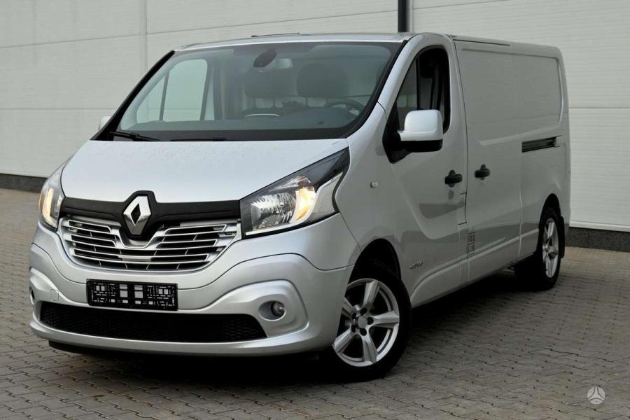 Pelēks Renault Trafic 2015 Kretinga, ar dzinēja tilpumu 1.60 L un nobraukumu 249 tūkst. km par 7999 €, foto 3 vietnē AUTOMOTO.COM.LV