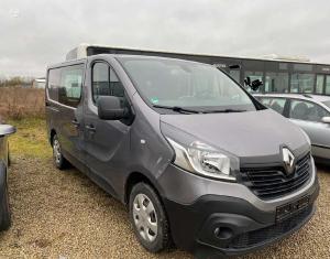 Grey Renault Trafic 2015 in Marijampole, with an engine capacity of 1.60 L and mileage of 191 thousand km for 5950 €, photo 2 on AUTOMOTO.COM.LV