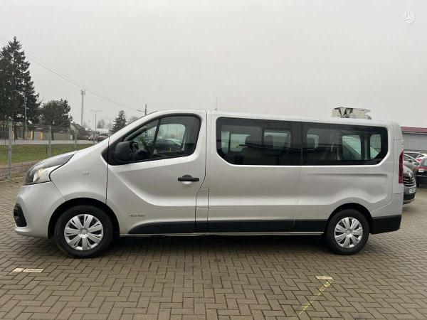 Grey Renault Trafic 2016 in Taurage, with an engine capacity of 1.60 L and mileage of 240 thousand km for 9600 €, photo 6 on AUTOMOTO.COM.LV