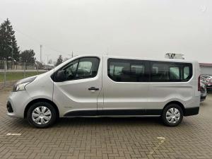Grey Renault Trafic 2016 in Taurage, with an engine capacity of 1.60 L and mileage of 240 thousand km for 9600 €, photo 6 on AUTOMOTO.COM.LV