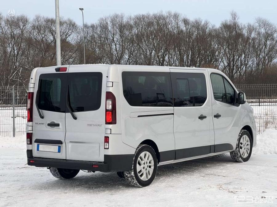 Pelēks Renault Trafic 2016 Tauragė, ar dzinēja tilpumu 1.60 L un nobraukumu 263 tūkst. km par 12700 €, foto 6 vietnē AUTOMOTO.COM.LV