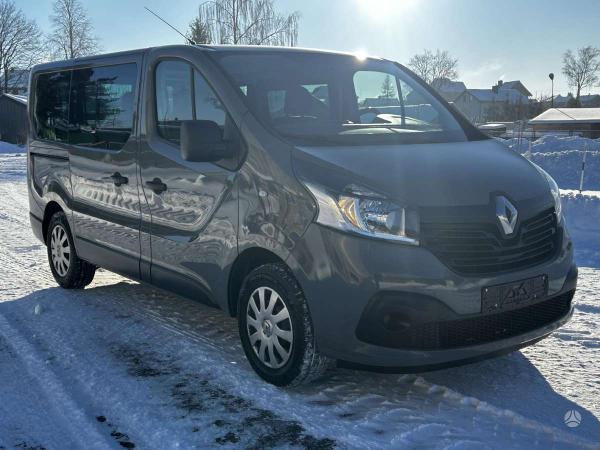 Grey Renault Trafic 2016 in Utena, with an engine capacity of 1.60 L and mileage of 252 thousand km for 11900 €, photo 10 on AUTOMOTO.COM.LV