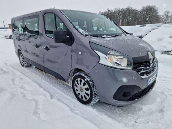 Grey Renault Trafic 2016 in Taurage, with an engine capacity of 1.60 L and mileage of 278 thousand km for 10700 €, photo 3 on AUTOMOTO.COM.LV