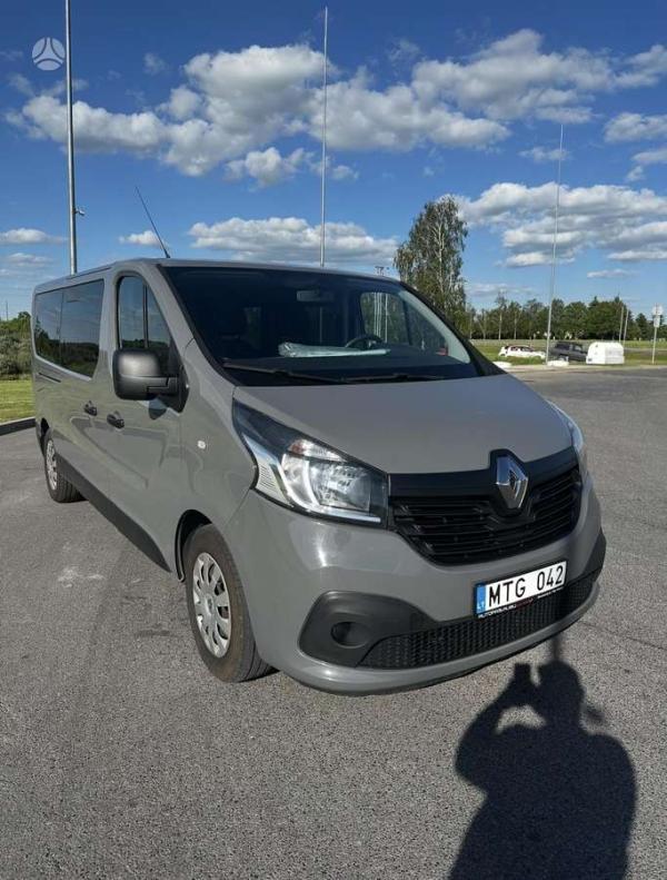 Pelēks Renault Trafic 2016 Ukmergė, ar dzinēja tilpumu 1.60 L un nobraukumu 212 tūkst. km par 11350 €, foto 2 vietnē AUTOMOTO.COM.LV