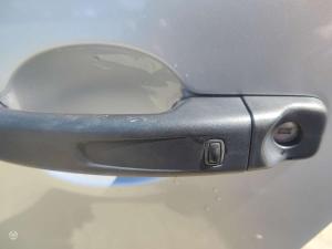 Grey Renault Trafic 2016 in Taurage, with an engine capacity of 1.60 L and mileage of 198 thousand km for 10700 €, photo 15 on AUTOMOTO.COM.LV