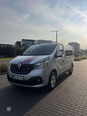 Grey Renault Trafic 2016 in Vilnius, with an engine capacity of 1.60 L and mileage of 199 thousand km for 11200 €, photo 4 on AUTOMOTO.COM.LV