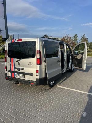 Grey Renault Trafic 2016 in Vilnius, with an engine capacity of 1.60 L and mileage of 199 thousand km for 11200 €, photo 7 on AUTOMOTO.COM.LV