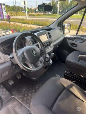 Grey Renault Trafic 2016 in Vilnius, with an engine capacity of 1.60 L and mileage of 199 thousand km for 11200 €, photo 13 on AUTOMOTO.COM.LV