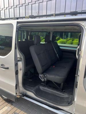 Grey Renault Trafic 2016 in Vilnius, with an engine capacity of 1.60 L and mileage of 199 thousand km for 11200 €, photo 17 on AUTOMOTO.COM.LV