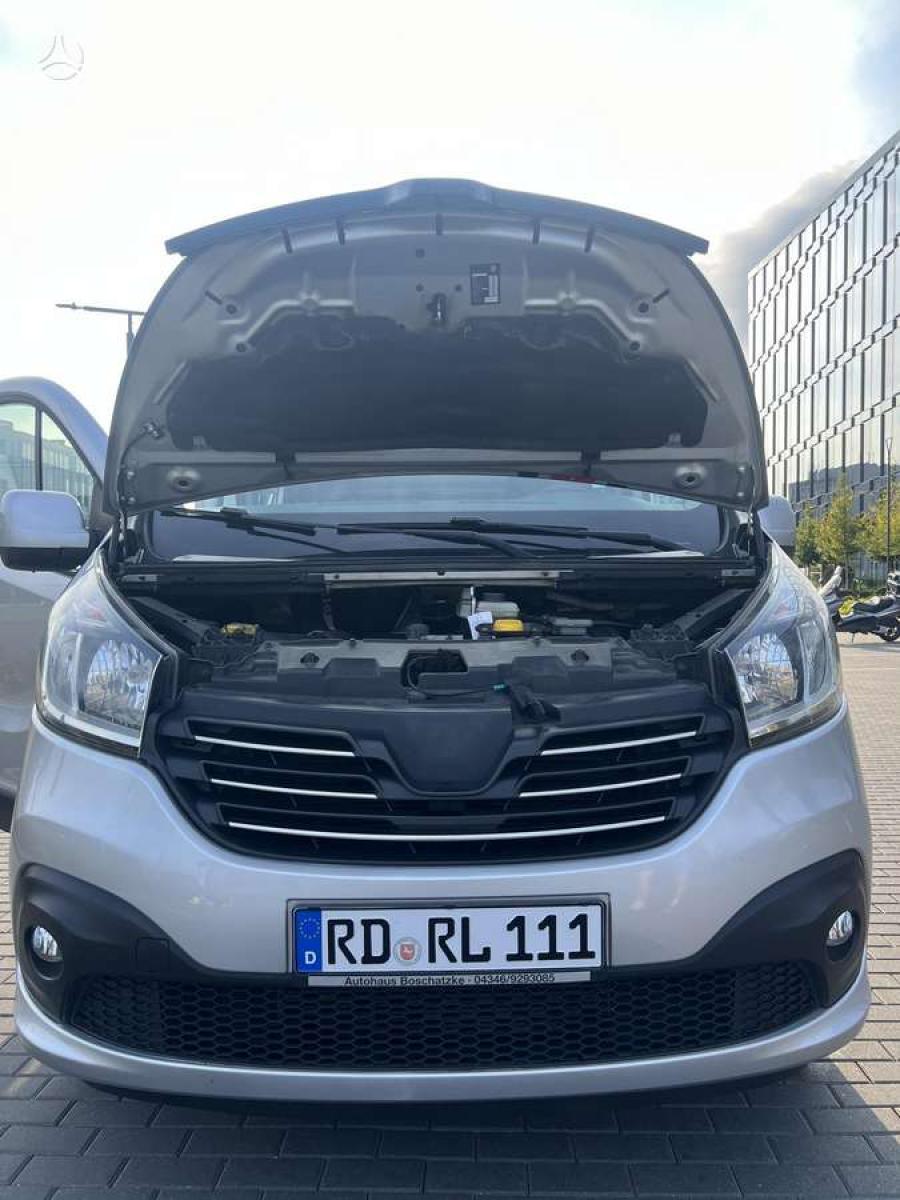 Grey Renault Trafic 2016 in Vilnius, with an engine capacity of 1.60 L and mileage of 199 thousand km for 11200 €, photo 19 on AUTOMOTO.COM.LV
