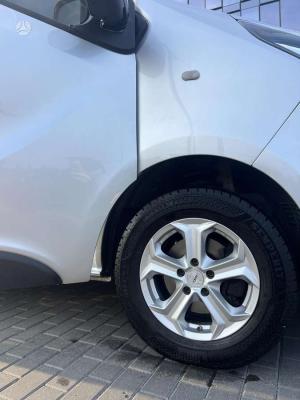 Grey Renault Trafic 2016 in Vilnius, with an engine capacity of 1.60 L and mileage of 199 thousand km for 11200 €, photo 23 on AUTOMOTO.COM.LV