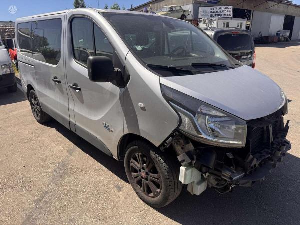 Pelēks Renault Trafic 2017 Tauragė, ar dzinēja tilpumu 1.60 L un nobraukumu 192 tūkst. km par 9900 €, foto 3 vietnē AUTOMOTO.COM.LV