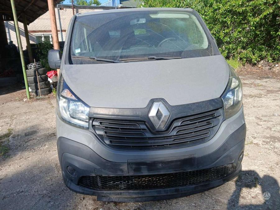 Grey Renault Trafic 2017 in Pakruojis, with an engine capacity of 1.60 L and mileage of 150 thousand km for 3600 €, photo 1 on AUTOMOTO.COM.LV