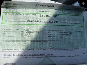 Grey Renault Trafic 2017 in Pakruojis, with an engine capacity of 1.60 L and mileage of 150 thousand km for 3600 €, photo 7 on AUTOMOTO.COM.LV