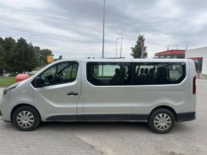 Grey Renault Trafic 2017 in Siauliai, with an engine capacity of 1.60 L and mileage of 143 thousand km for 10900 €, photo 9 on AUTOMOTO.COM.LV