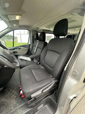 Grey Renault Trafic 2017 in Siauliai, with an engine capacity of 1.60 L and mileage of 143 thousand km for 10900 €, photo 16 on AUTOMOTO.COM.LV