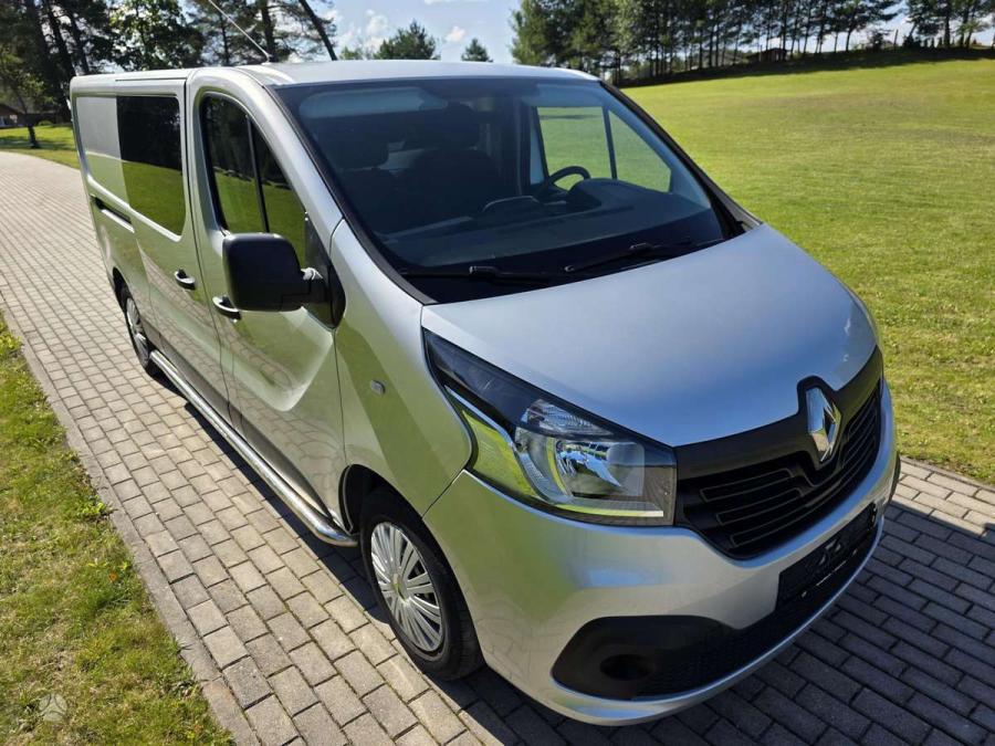 Grey Renault Trafic 2017 in Telschi, with an engine capacity of 1.60 L and mileage of 173 thousand km for 7700 €, photo 16 on AUTOMOTO.COM.LV